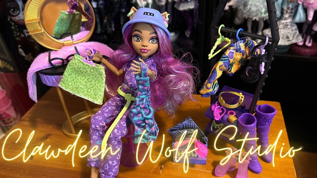Clawdeen Wolf Studio Review! - YouTube