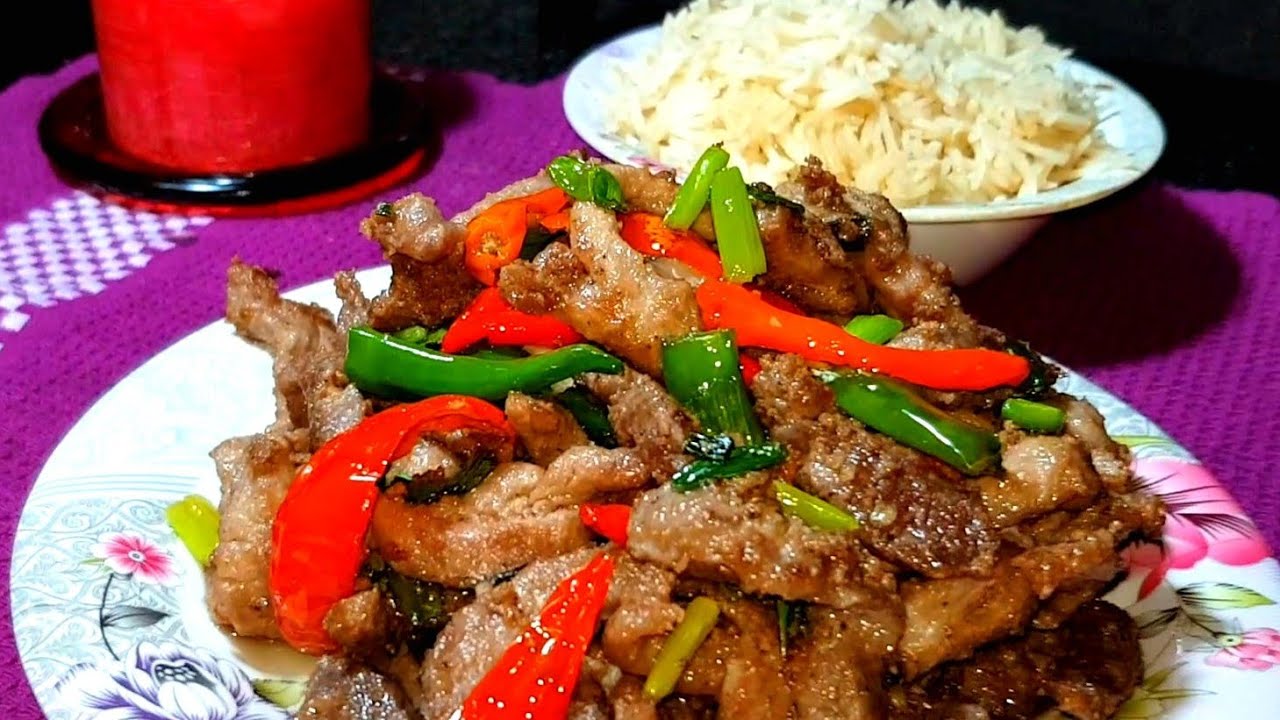 HOW TO MAKE CHINESE CHILLI BEEF USING SHAN SPICE/ZAINI'S KITCHEN - YouTube