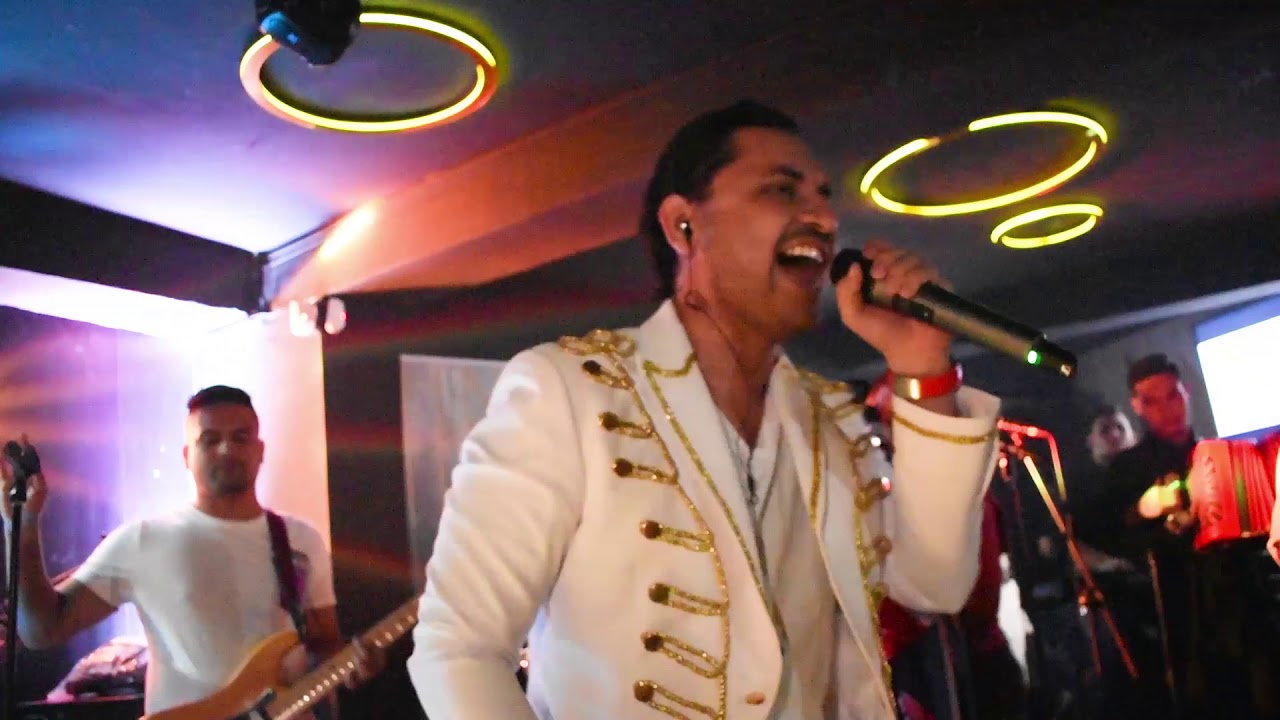 Historias Parranderas en Vivo - El Parrandon - YouTube