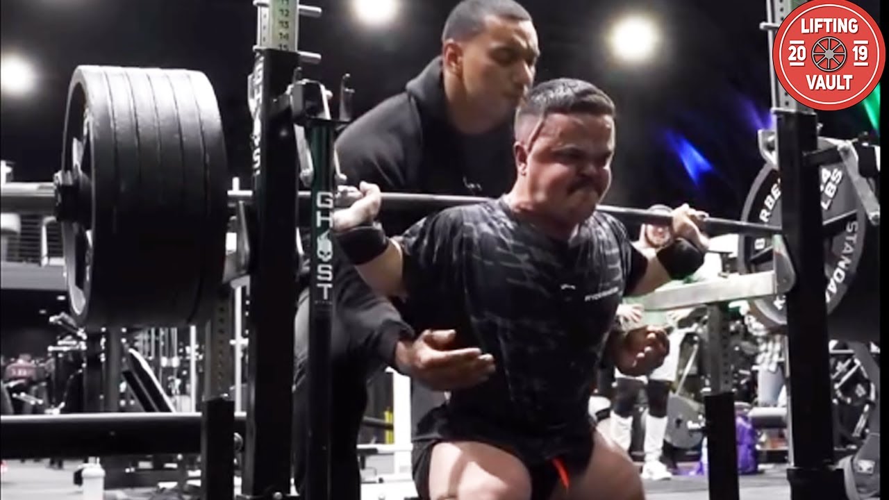 Larry Wheels Spotting The Worlds Strongest Dwarf - YouTube