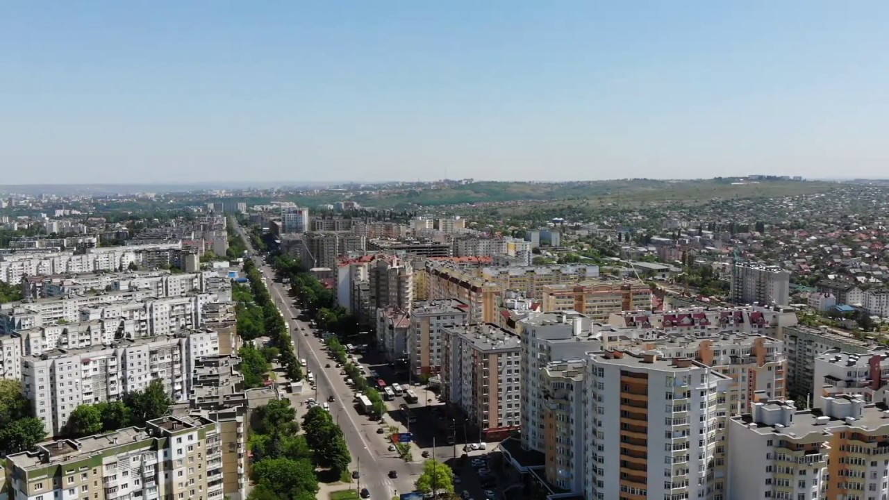 Chisinau - strada Alba Iulia - YouTube
