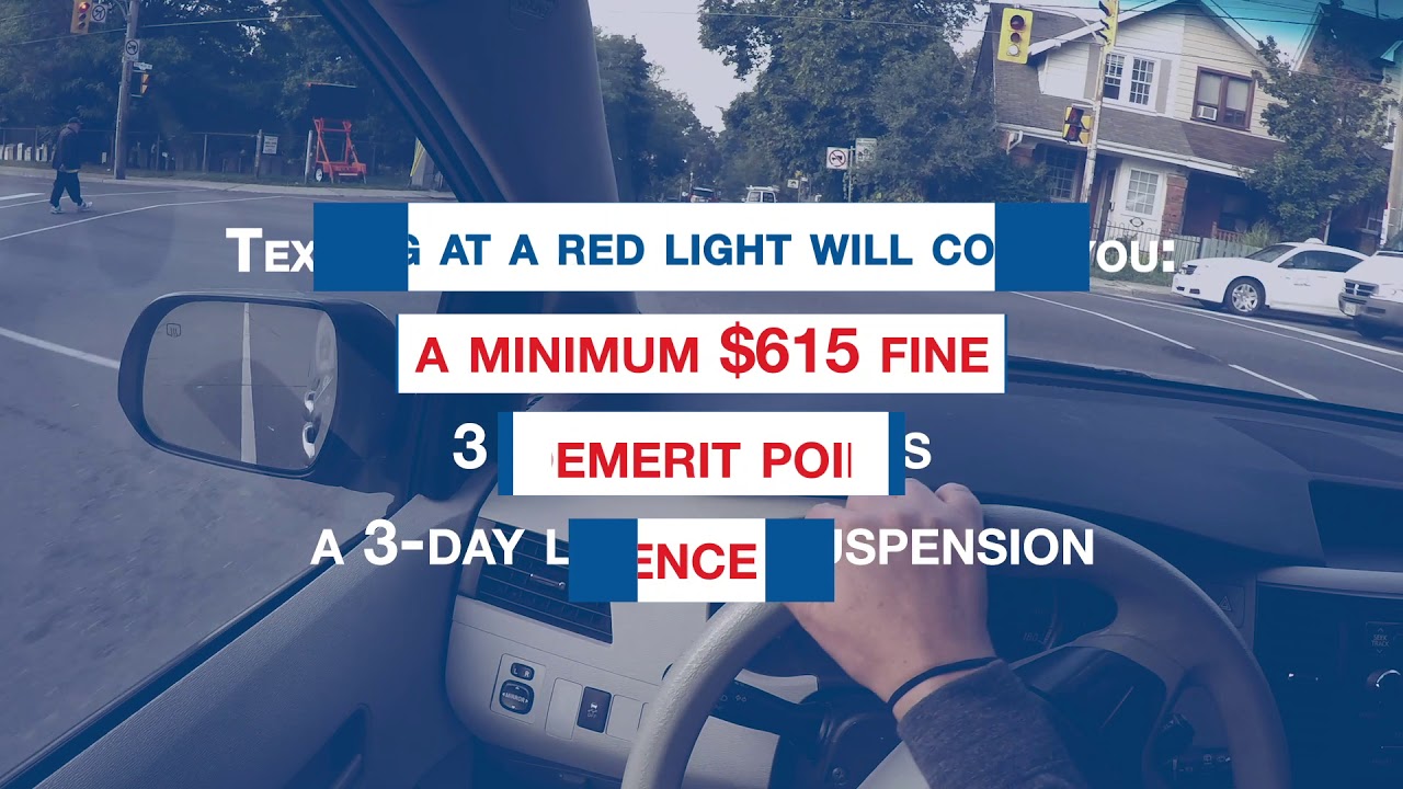 CAA Distracted Driving – Texting at a Red Light - YouTube