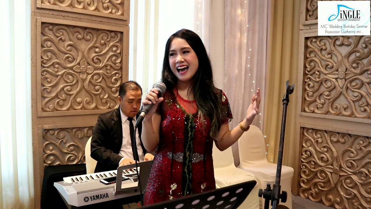 Jingle Entertainment - Singer Adelaine - YouTube