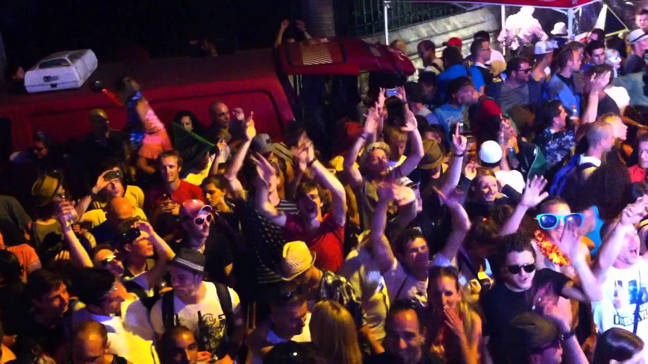 Dj Dream live at Streetparade 2012 (part1) - YouTube
