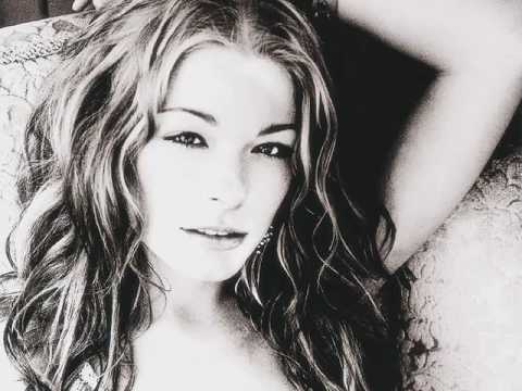 LeAnn Rimes - Love Is An Army - YouTube