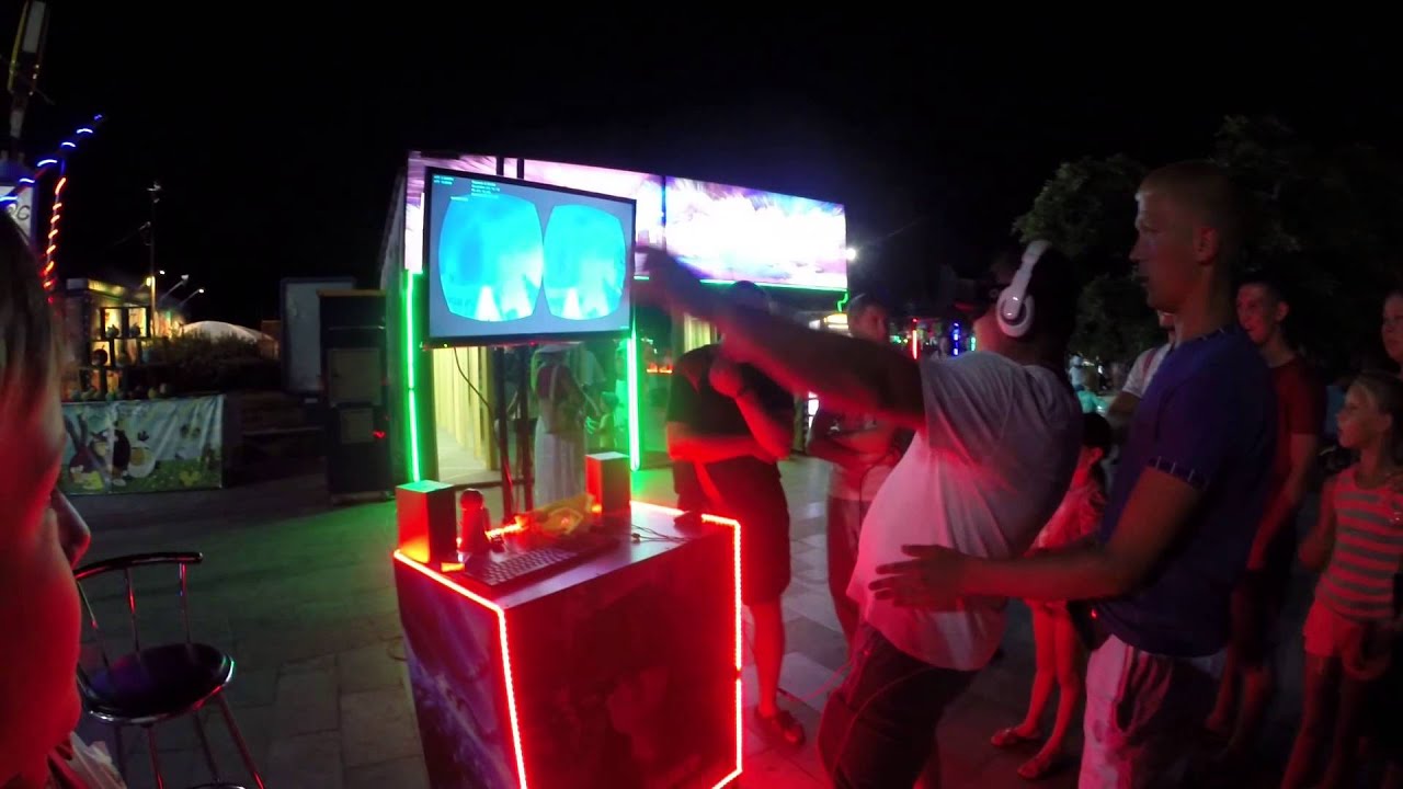 Oculus rift best funny prank reactions, virtual reality 5 - YouTube