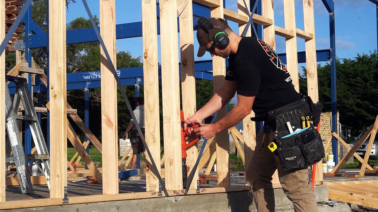 Framing a MASSIVE Single Story House - Part 1 of 3 - YouTube