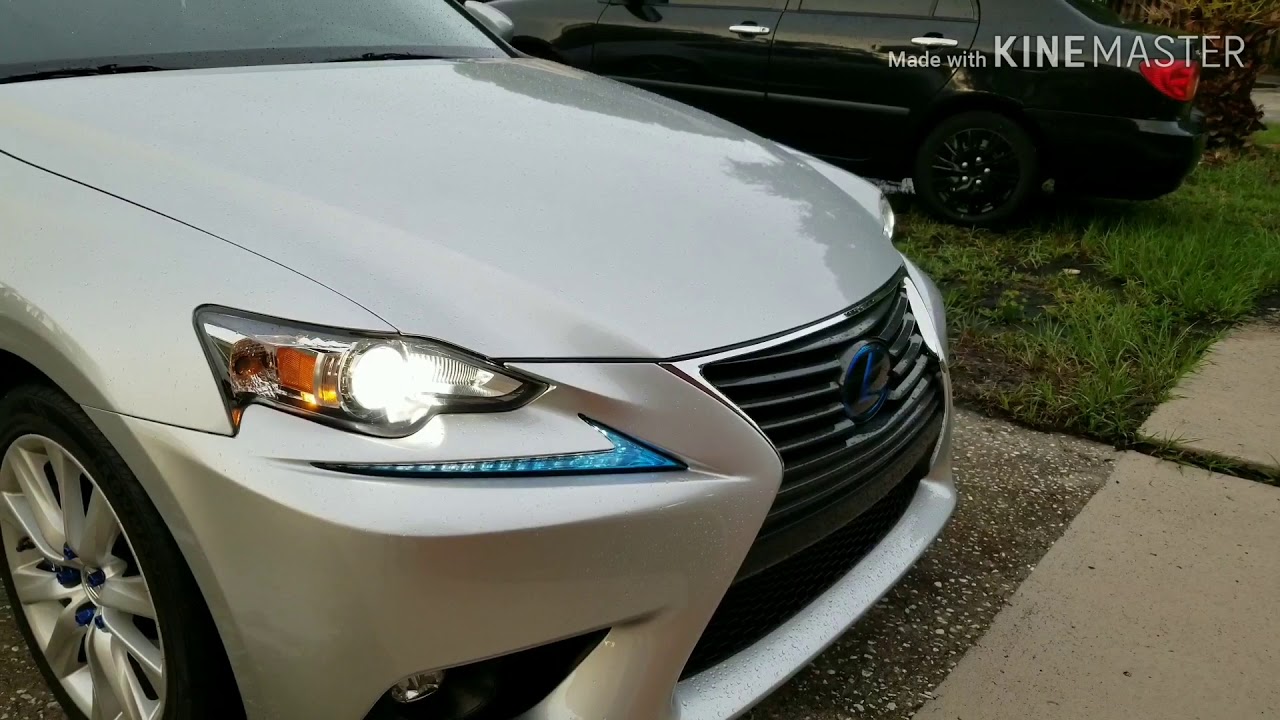 How to paint calipers, emblems and drls blue on Lexus is200t - YouTube