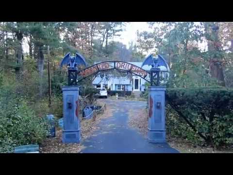 Haunted Driveway 2017 Daytime Walk - YouTube