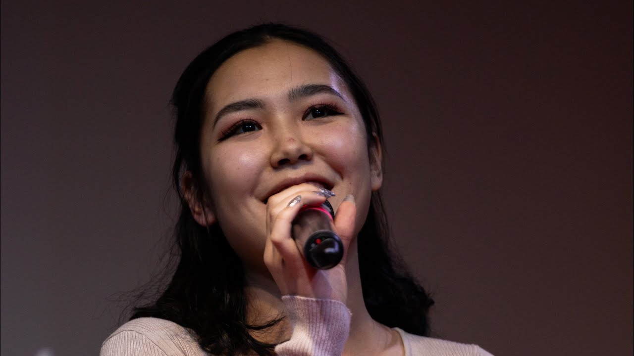 Aizhan - Роман - YouTube