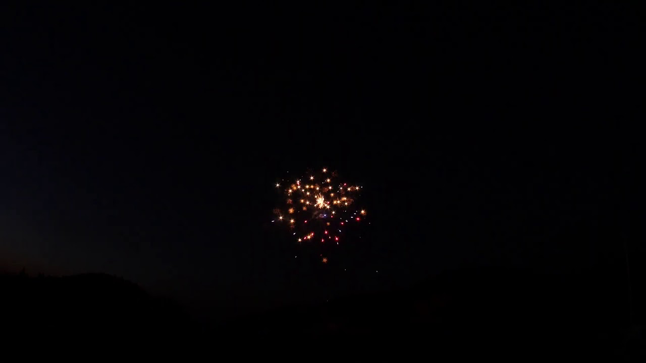 Double Dynamite by Celtic Fireworks from Firework Crazy - YouTube
