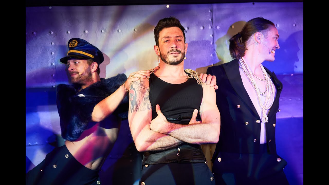 WELLEN, STURM UND STEIFE BRISEN - Die Matrosen-Show - YouTube