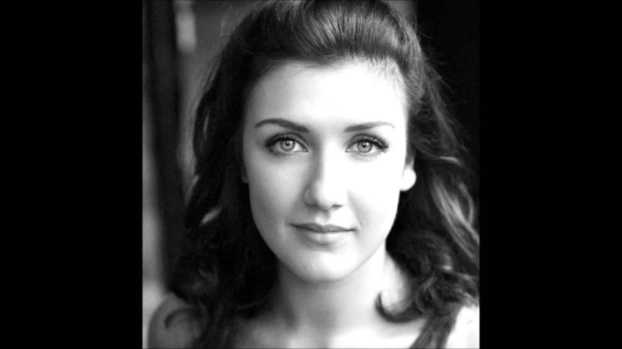 Bianca Ellis Soundreel - YouTube