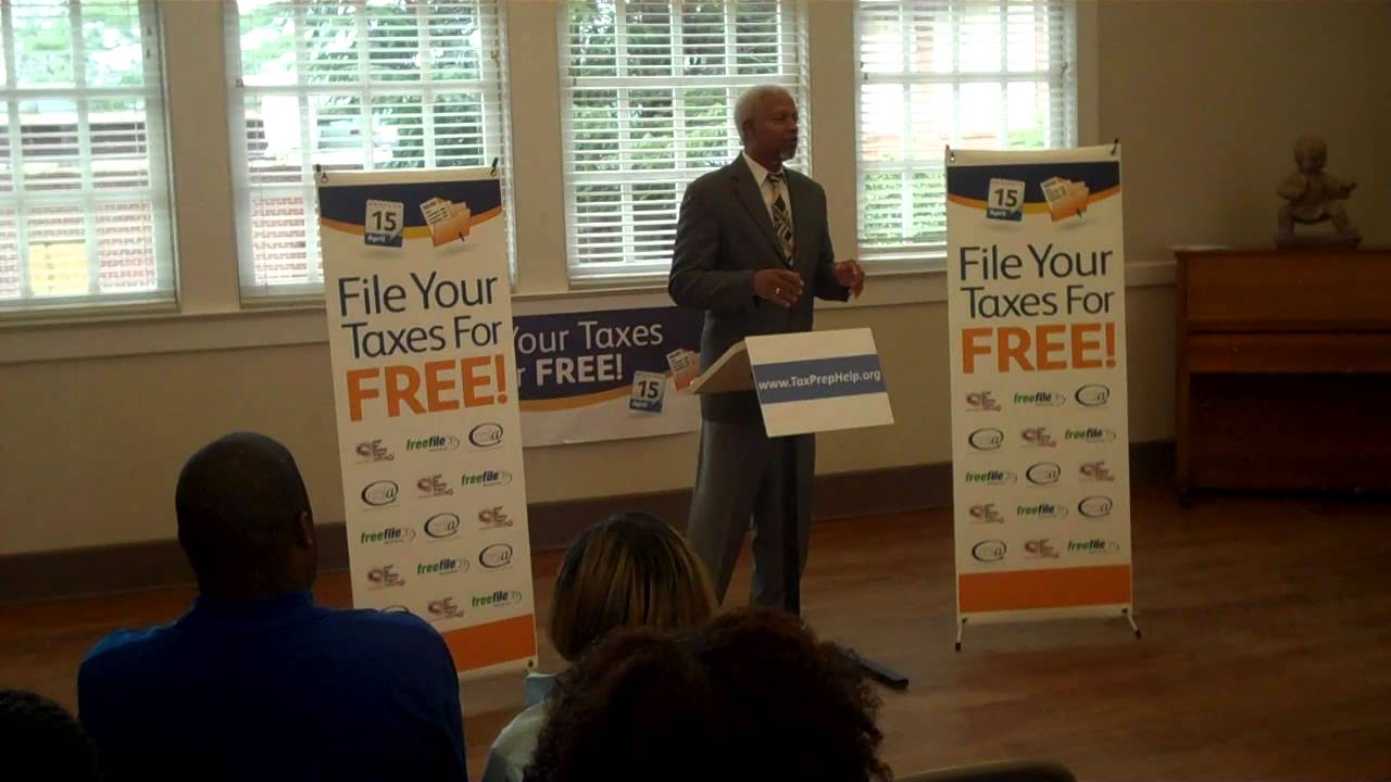 Congressman Johnson recognizes the Clarkston Community Center - YouTube
