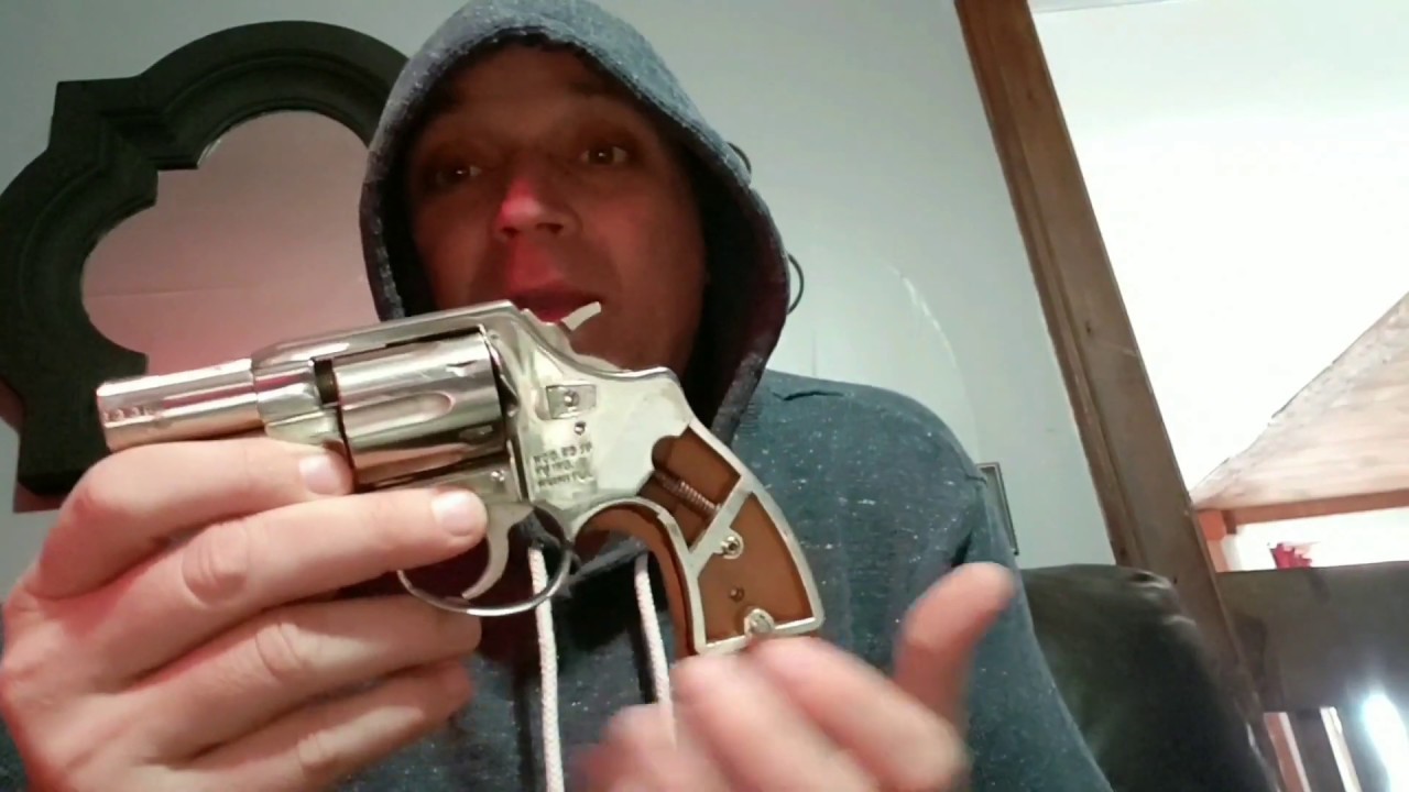 Revolver Customizing - YouTube