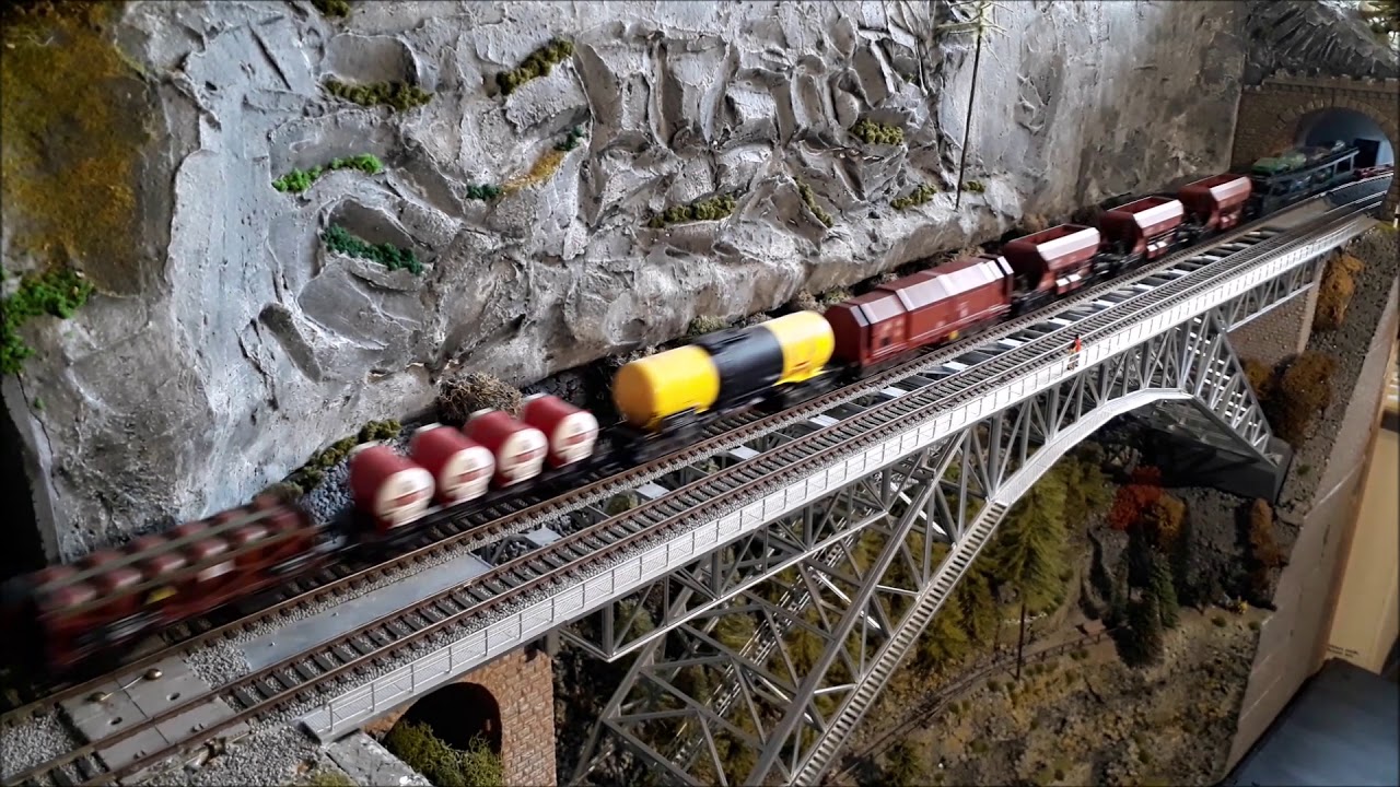 Viel Zugbetrieb 3 (Güterzüge) auf der Modelleisenbahn mit ...