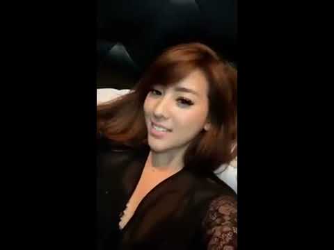 Elizabeth Lorenza Mulus Banget!!