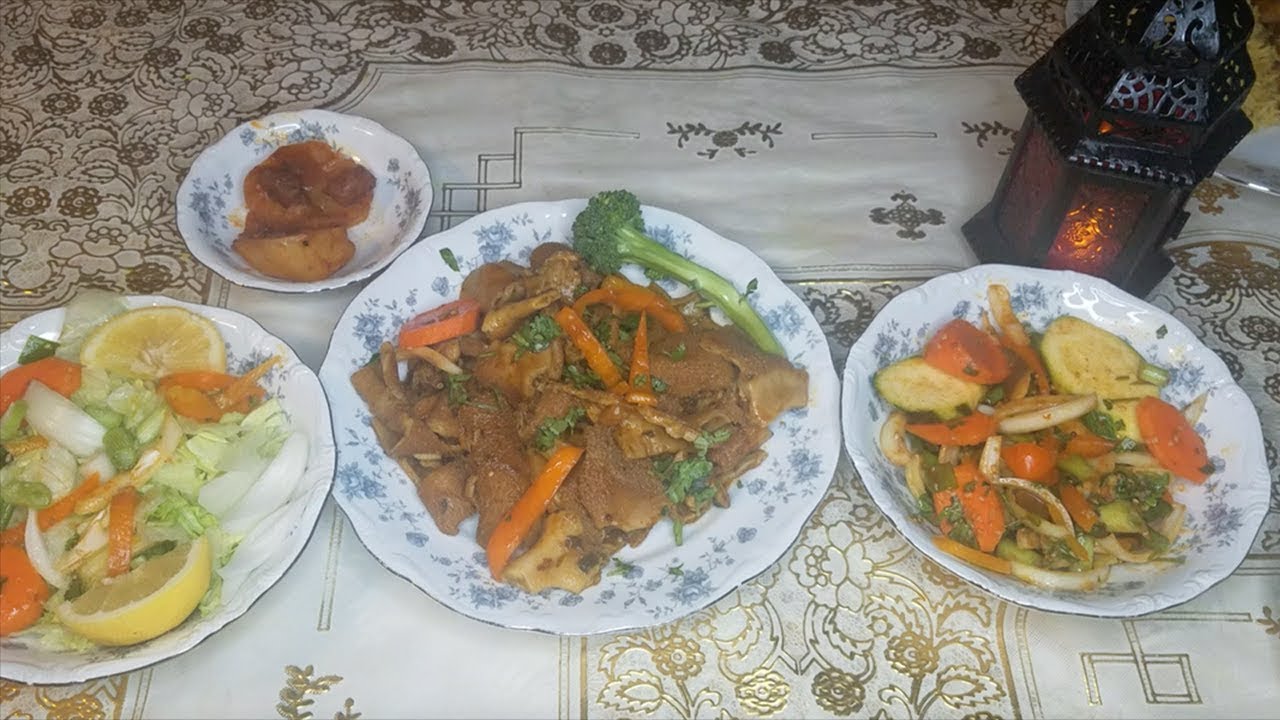 Waa Calool Ari Oo Eshcalaa Dhanaan Iyo Basbaasleh Ramadan Mubarak ...