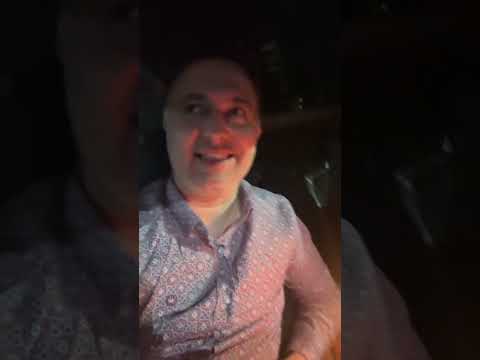 Hüseyndən xanımına ad günü sürprizi