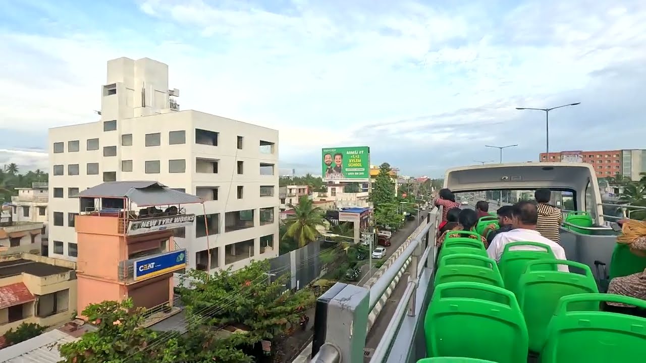 Trivandrum City Tour, Kerala, India 🔥 KSRTC Open Double Decker Electric ...