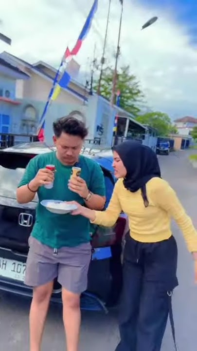 Pake nasi biar kenyang - YouTube