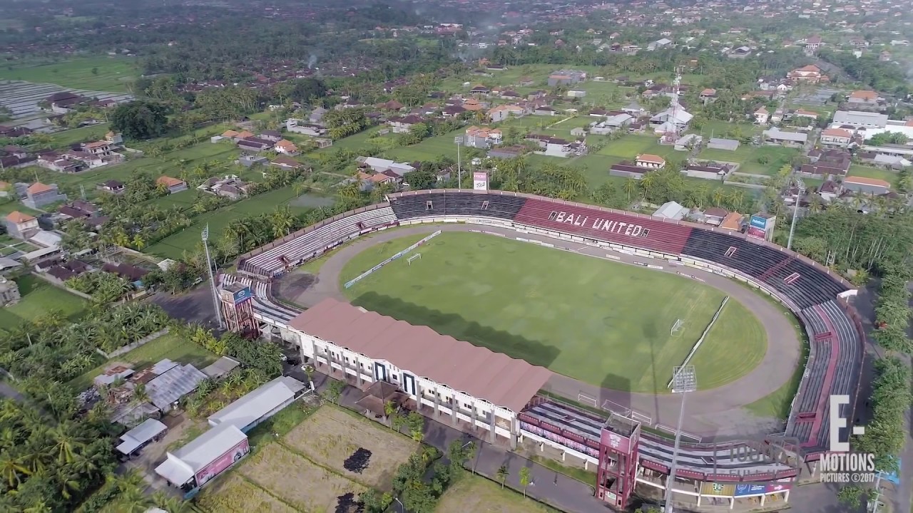 phantom4pro - stadion dipta gianyar - YouTube