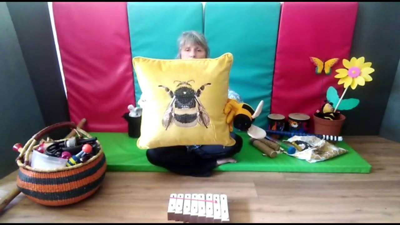 Buzz, Buzz Busy Bee - YouTube