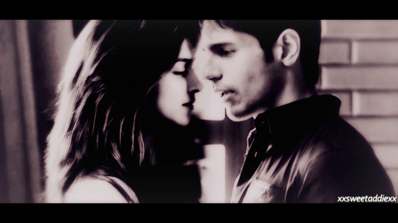 Sidharth Malhotra & Deepika Padukone - Tum Hi Ho - YouTube