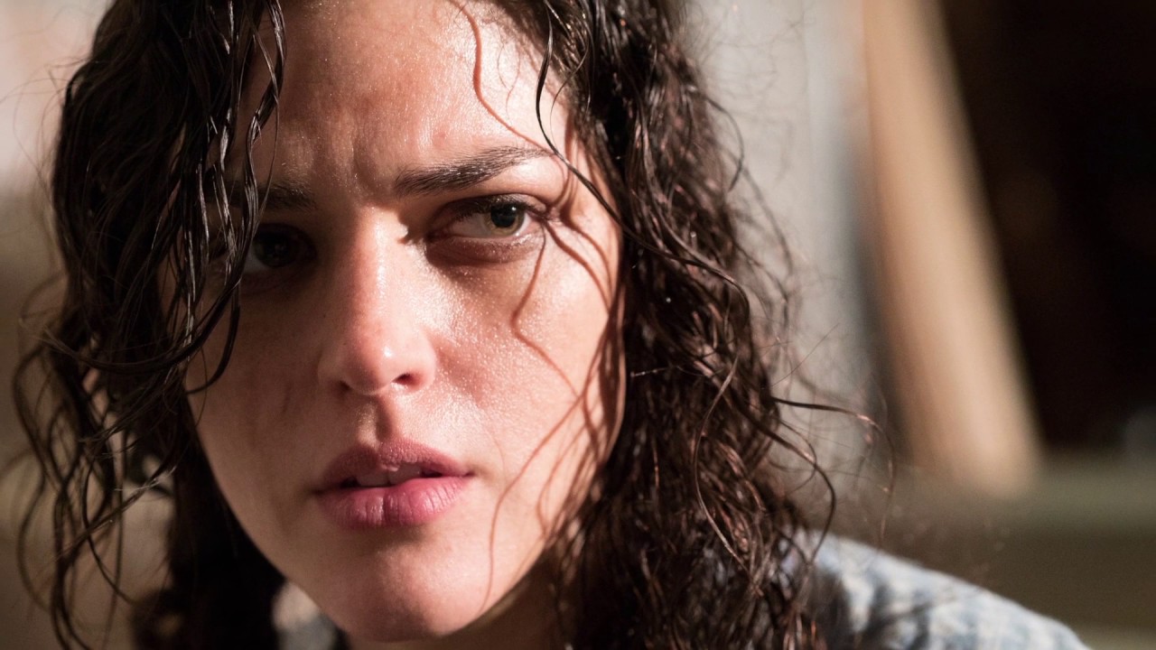 Blair Witch featurette - "Lisa" played by Callie Hernandez - YouTube