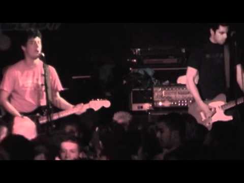 Serial Kisser - YouTube