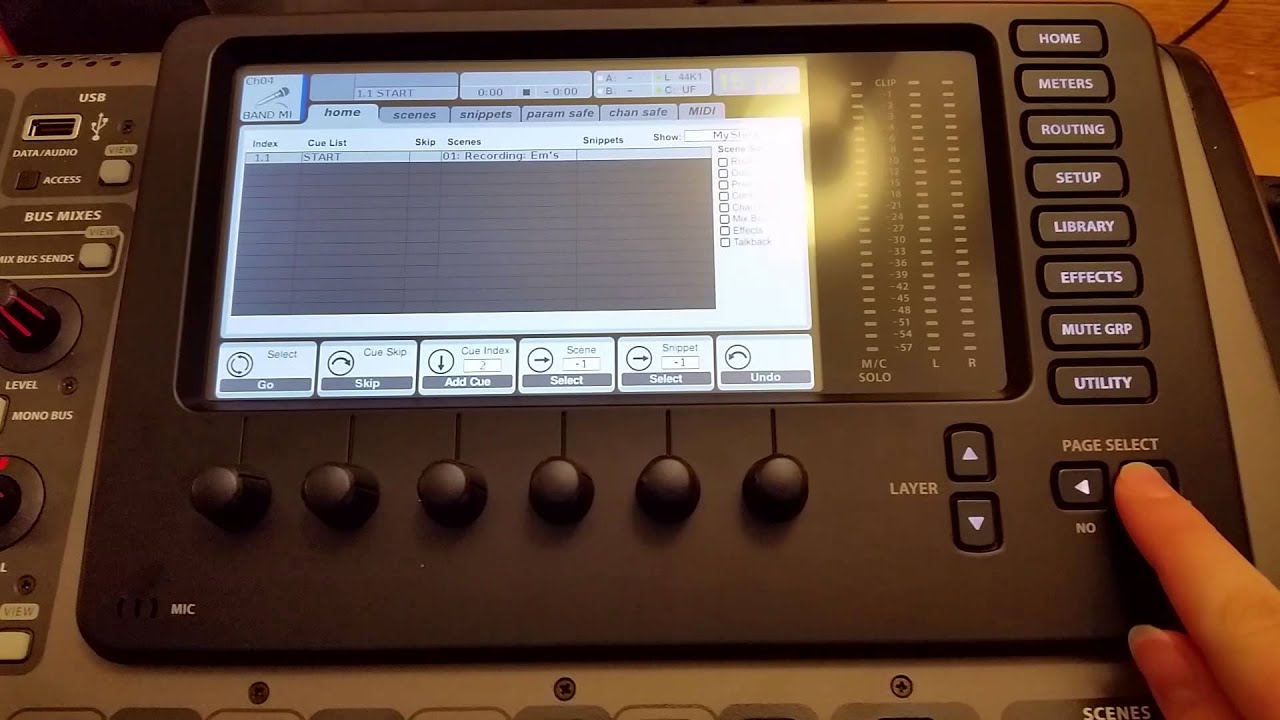 Changing the scene on behringer x32 - YouTube
