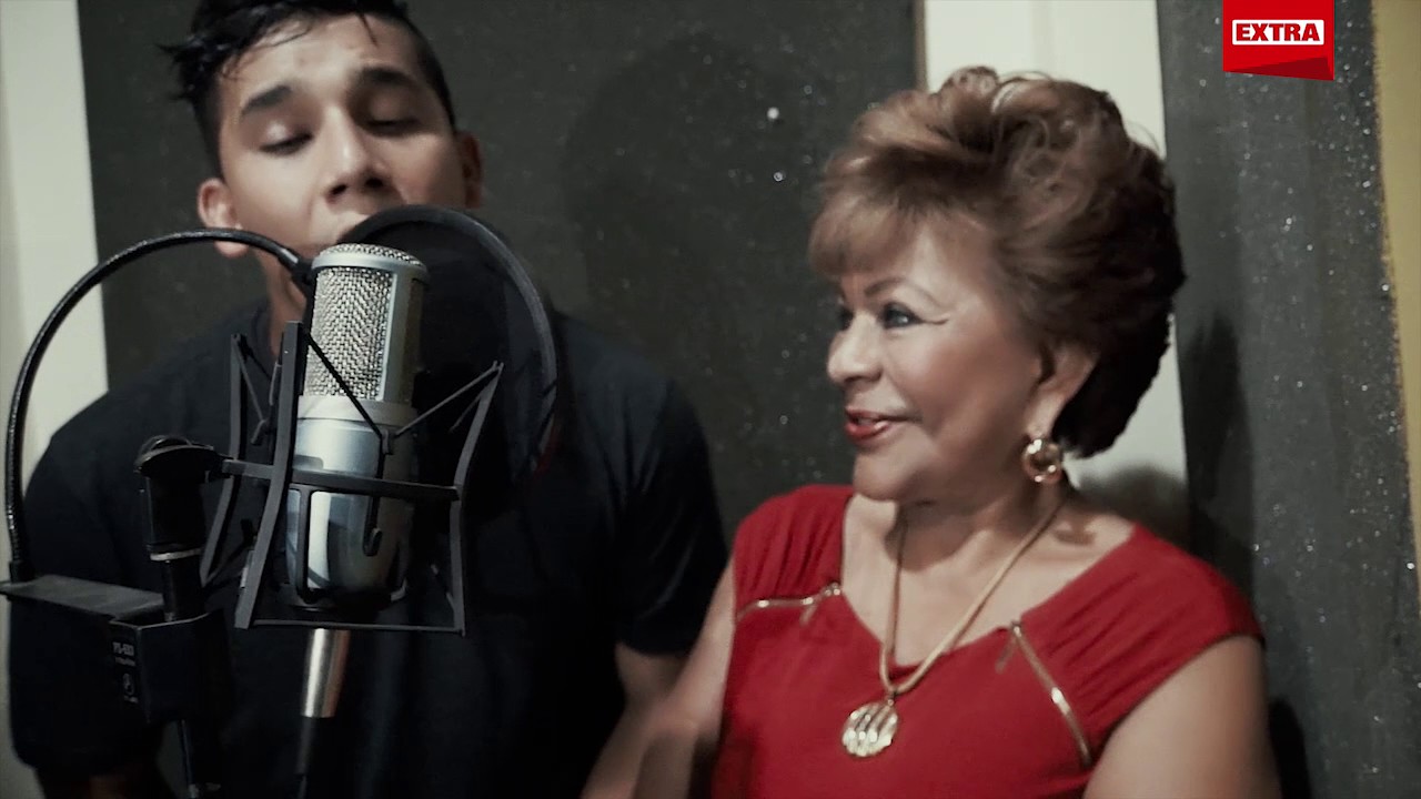 Hilda Murillo canta reguetón - YouTube