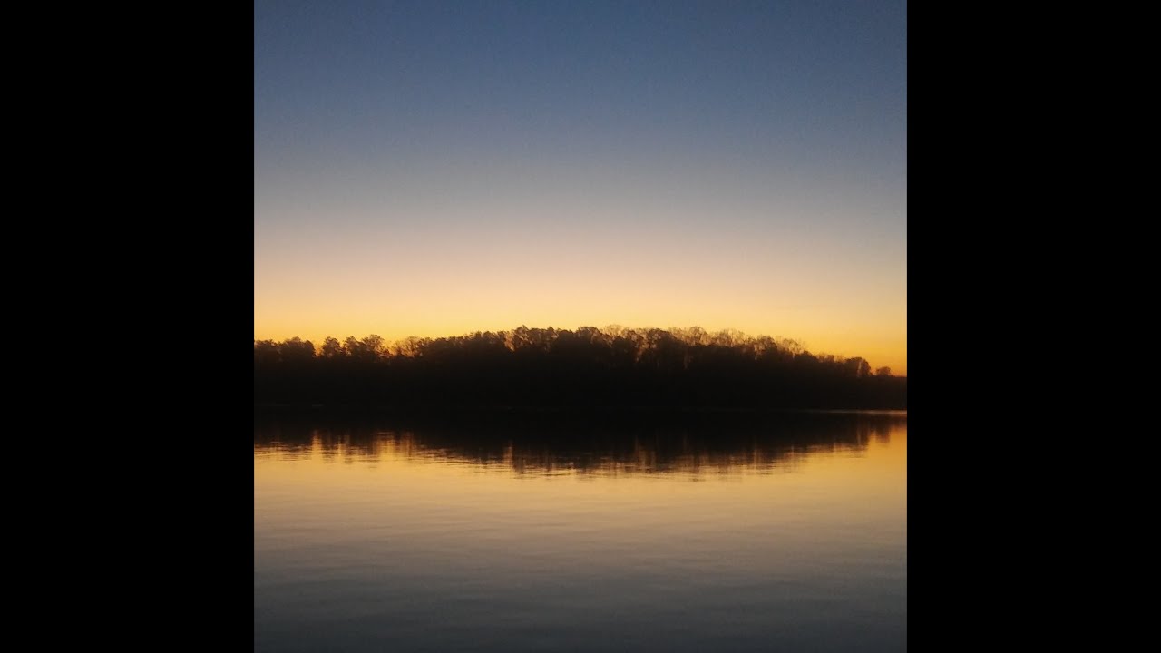 Dying Horizon (2020) by Jonatán Zweite - YouTube