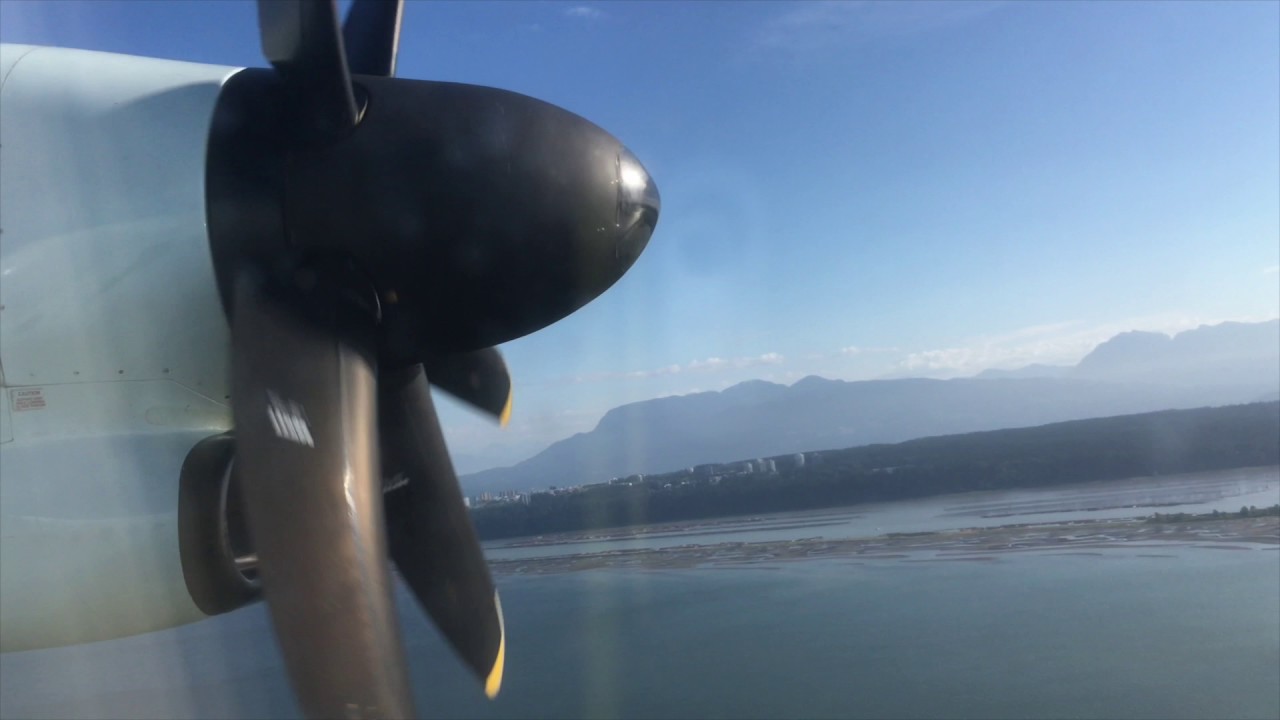 Bombardier Q800 DH4 - Landing at YVR - YouTube