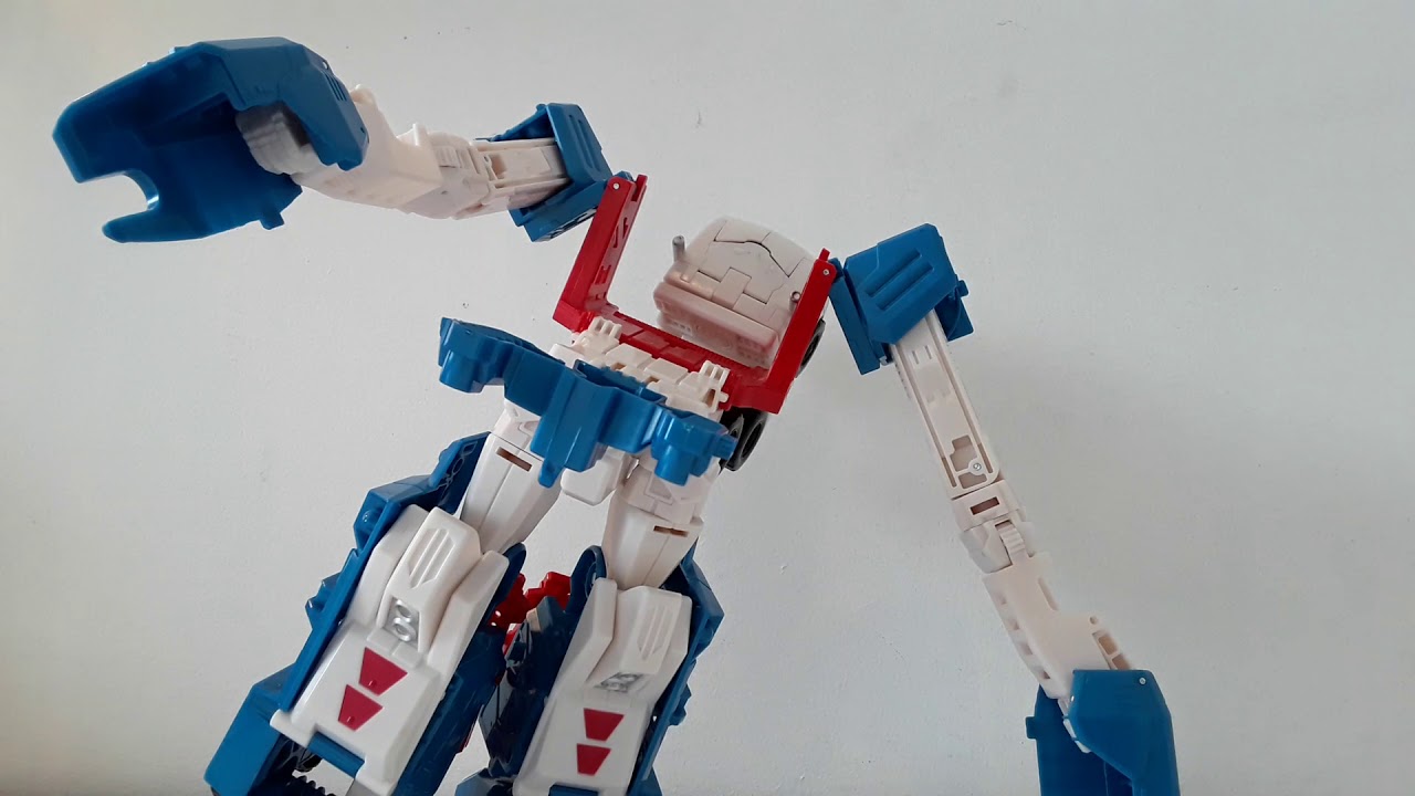 Transformers combine war : ULTRA MAGNUS transformation stop motion ...