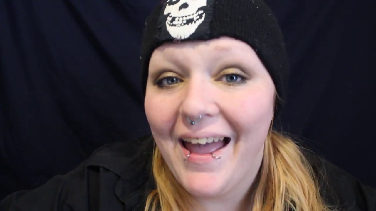 Onision goes behind the scenes in his latest video - YouTube