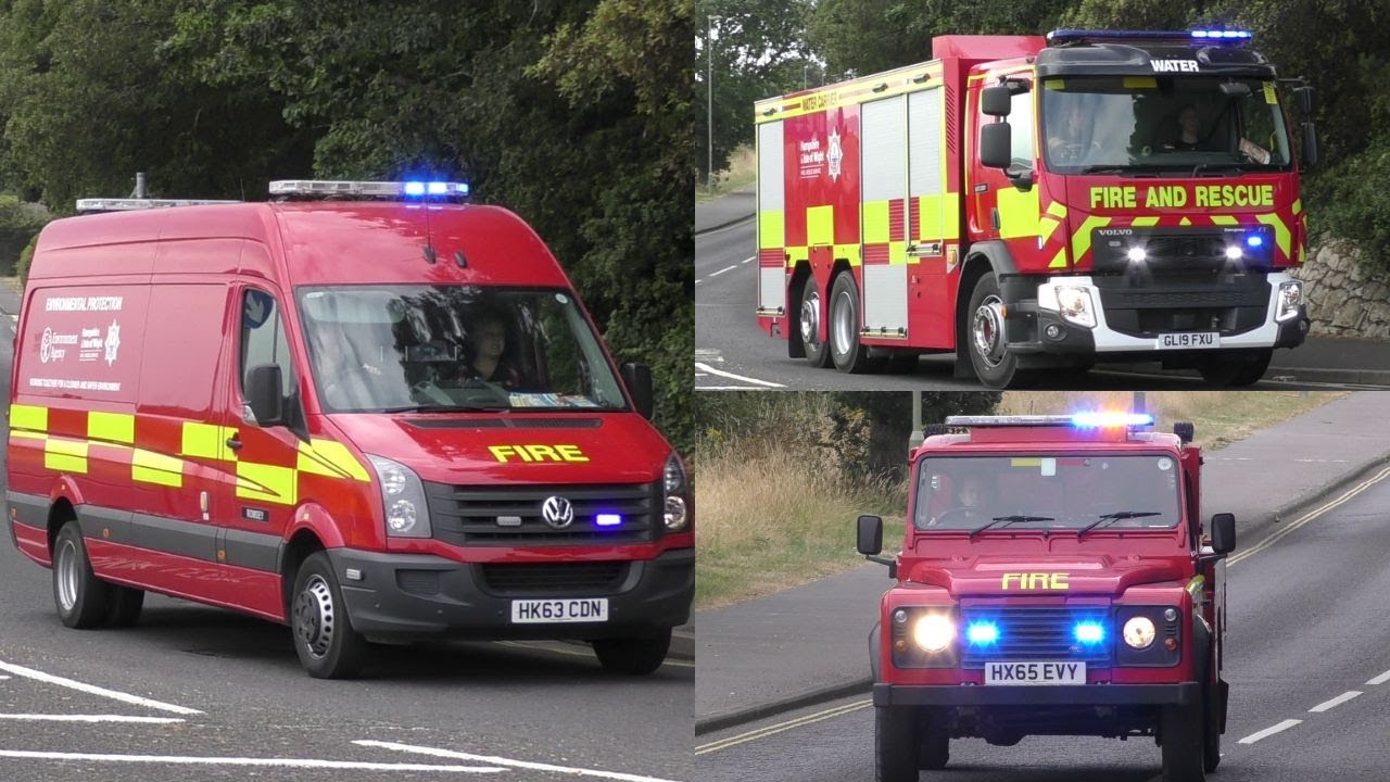 *RESPONSE TO BARN FIRE* Special Hampshire Fire Engines Responding To ...