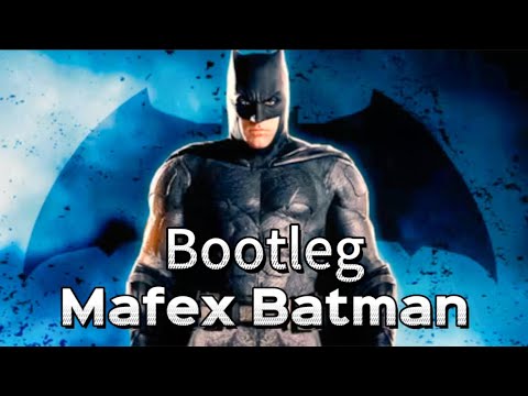 Bootleg Mafex BVS Batman - YouTube
