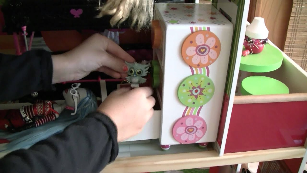 Monster High House Tour - YouTube