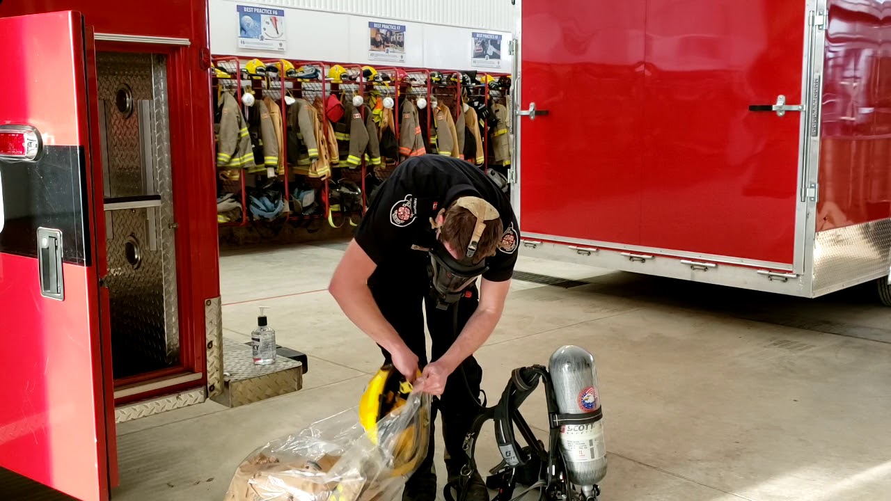 Doffing SCBA after covid patient - YouTube