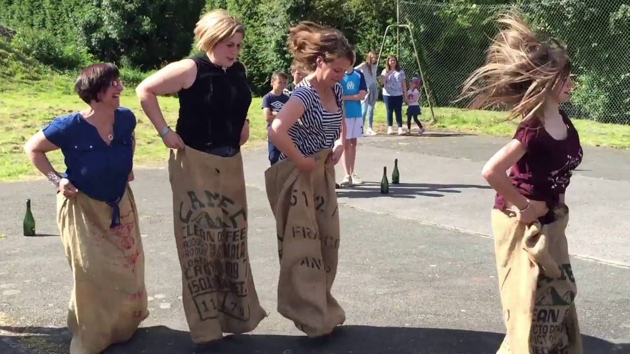 COURSE EN SAC (ADULTE) 14 JUILLET 2016 ERNY SAINT JULIEN - YouTube