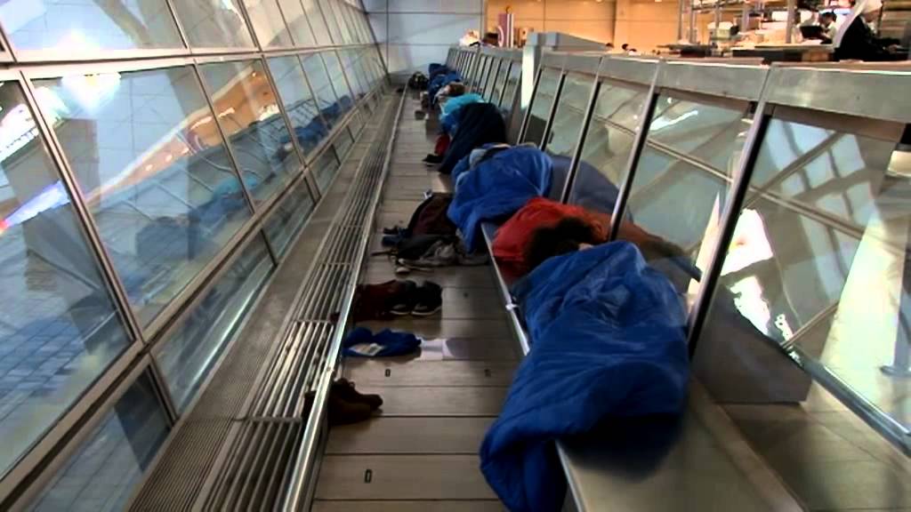 Labor Court Asked to End Airline Workers' Strike - YouTube