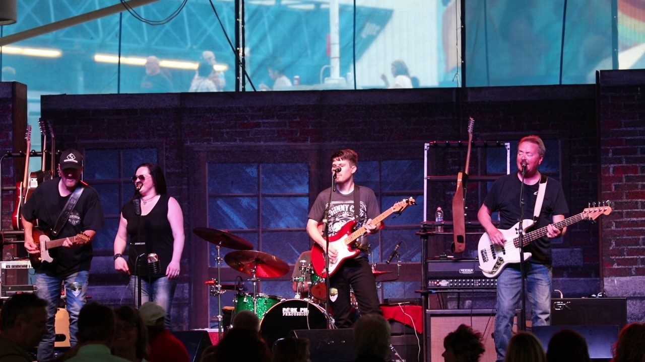 Crossfire Live @ Summerfest 6-29-17 Doobie Brothers - YouTube