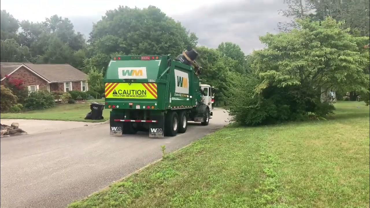 Heil python on trash - YouTube