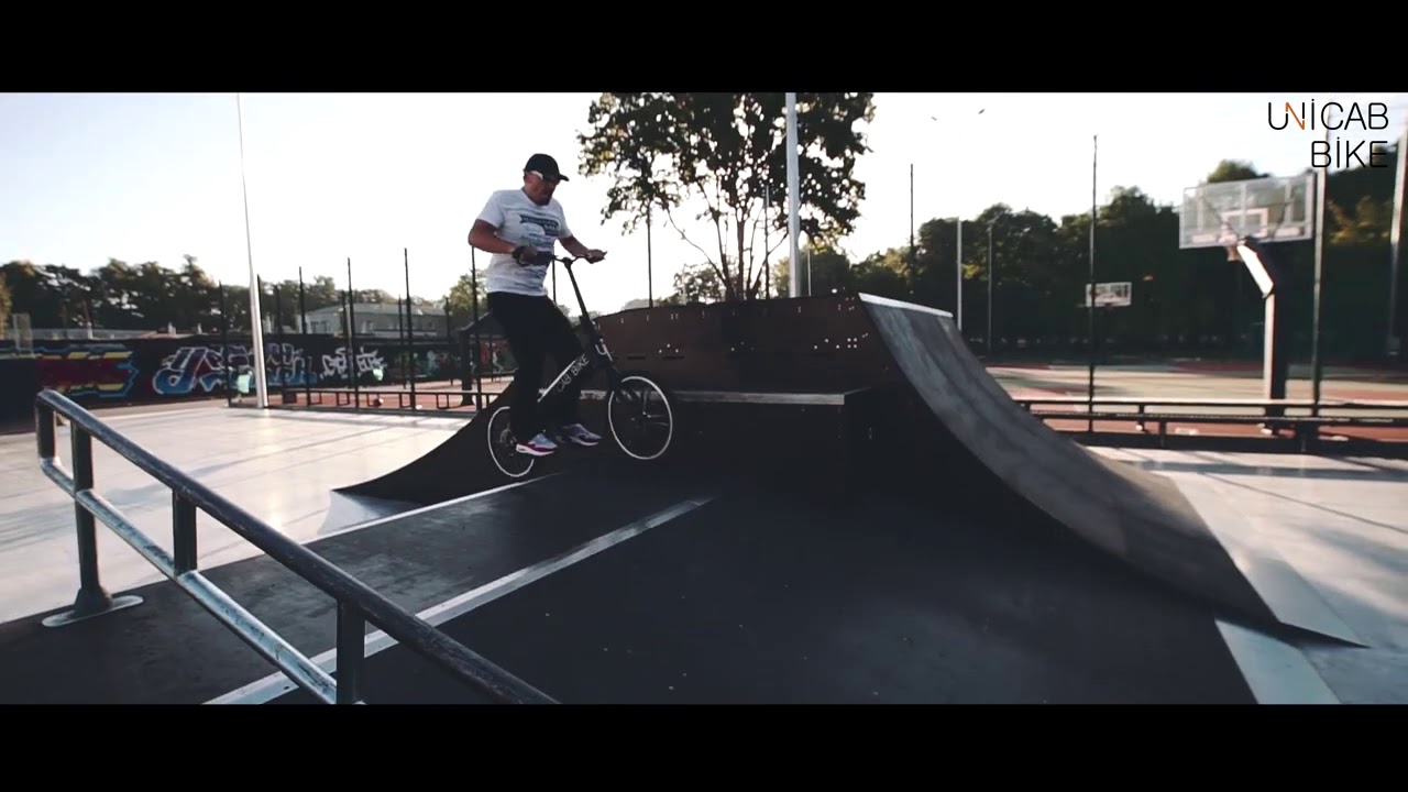 UniCab bike - YouTube
