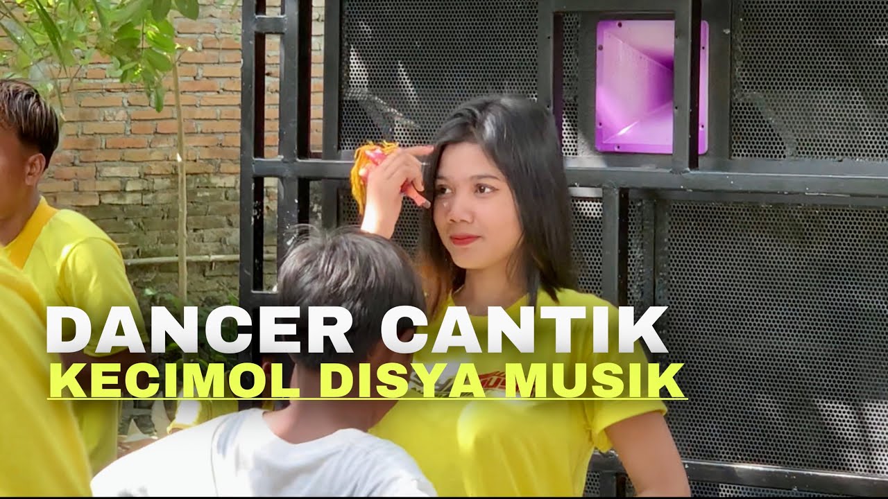 Terbaru!! Lagu pantun janda bersama dancer cantik DISYA MUSIK - YouTube