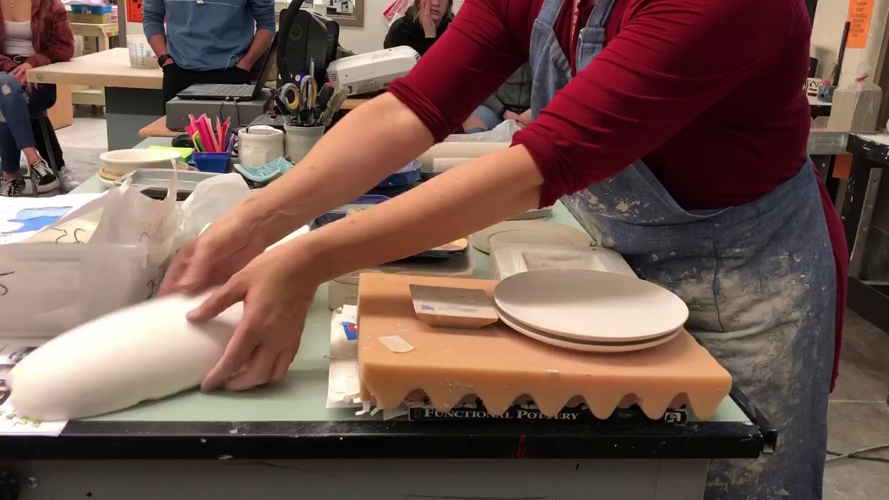 Handbuilding Small Plates - YouTube