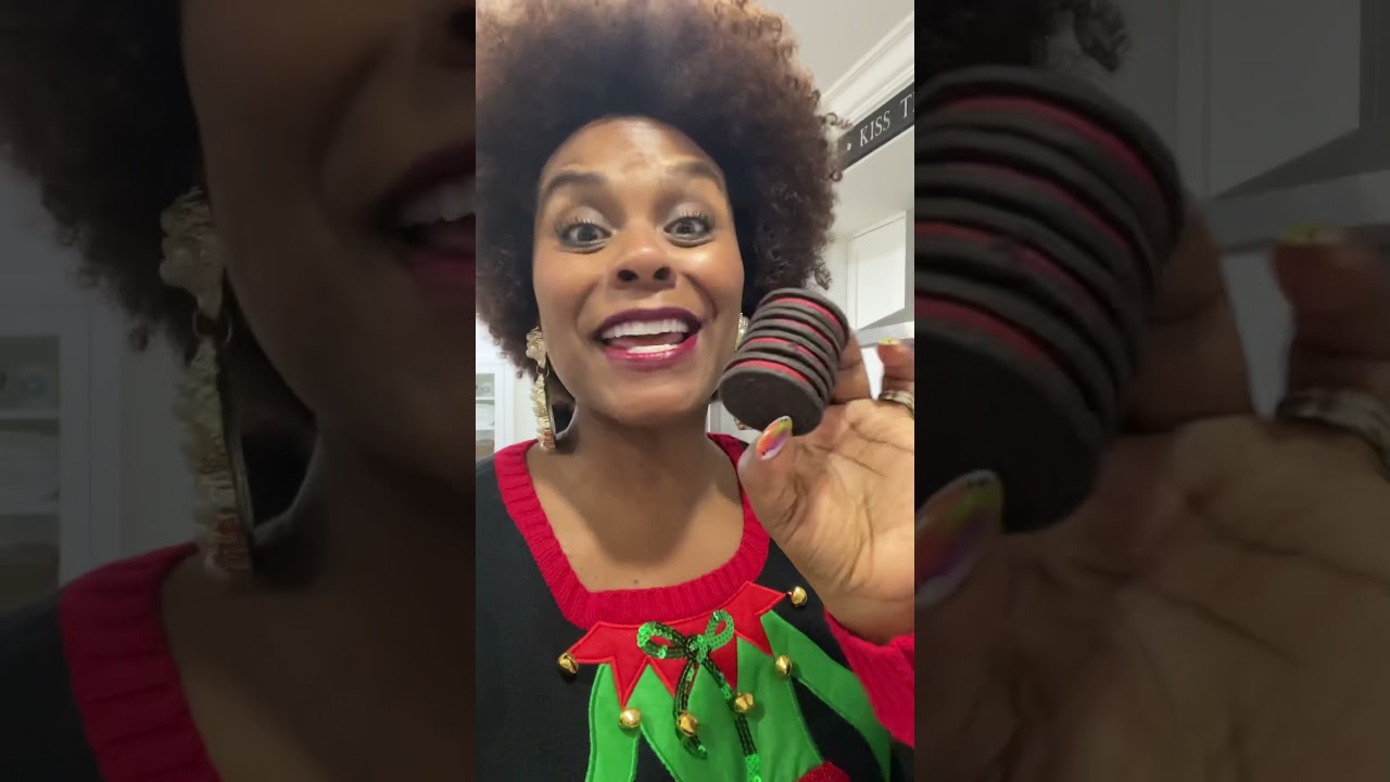 Santa’s new favorite treat, a holiday smoothie!! - YouTube