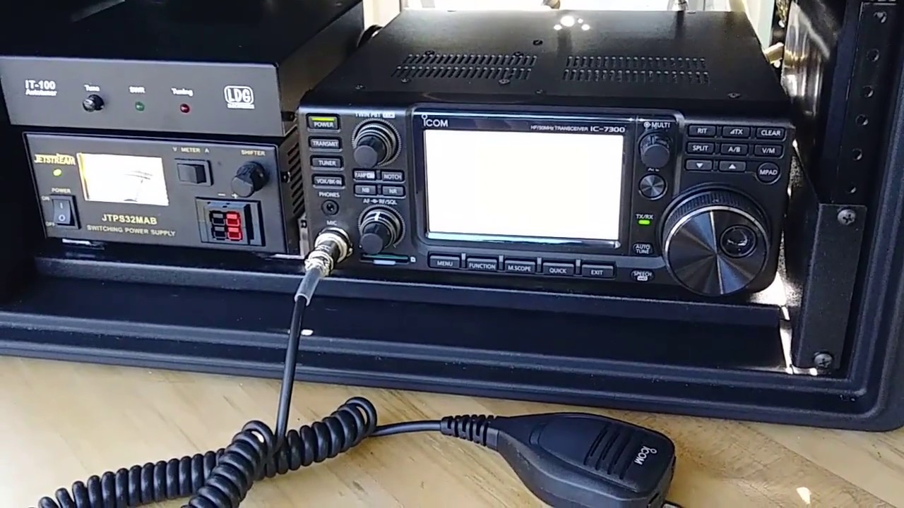 ICOM IC-7300 White screen - Damaged during shipping. - YouTube