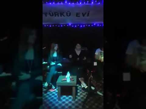 sivasın yolunda zaranın başında Şenay Işık